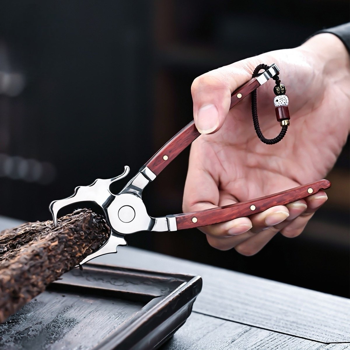 Dragon Claw Tea Pliers/Knife for Puerh/Heicha Tea Cake – Tea and Whisk