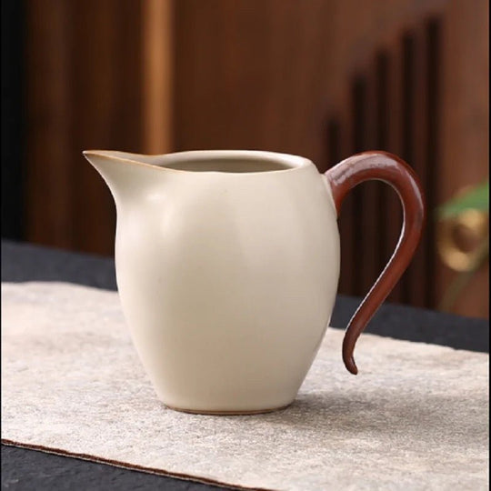 Penguin Glass Fairness Cup (Tea Pitcher) – Tea and Whisk
